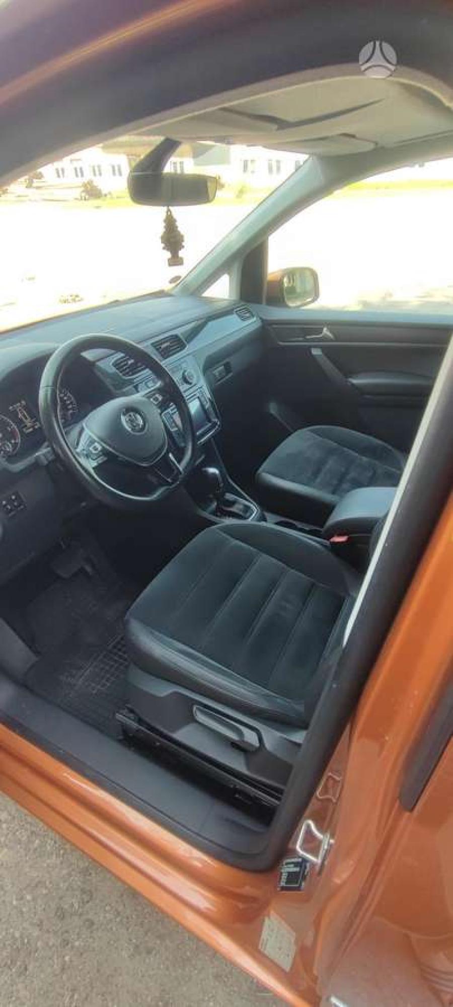 Orange Volkswagen Caddy 2015 in Sirvintos, with an engine capacity of 2.00 L and mileage of 170 thousand km for 14400 €, photo 12 on AUTOMOTO.COM.LV