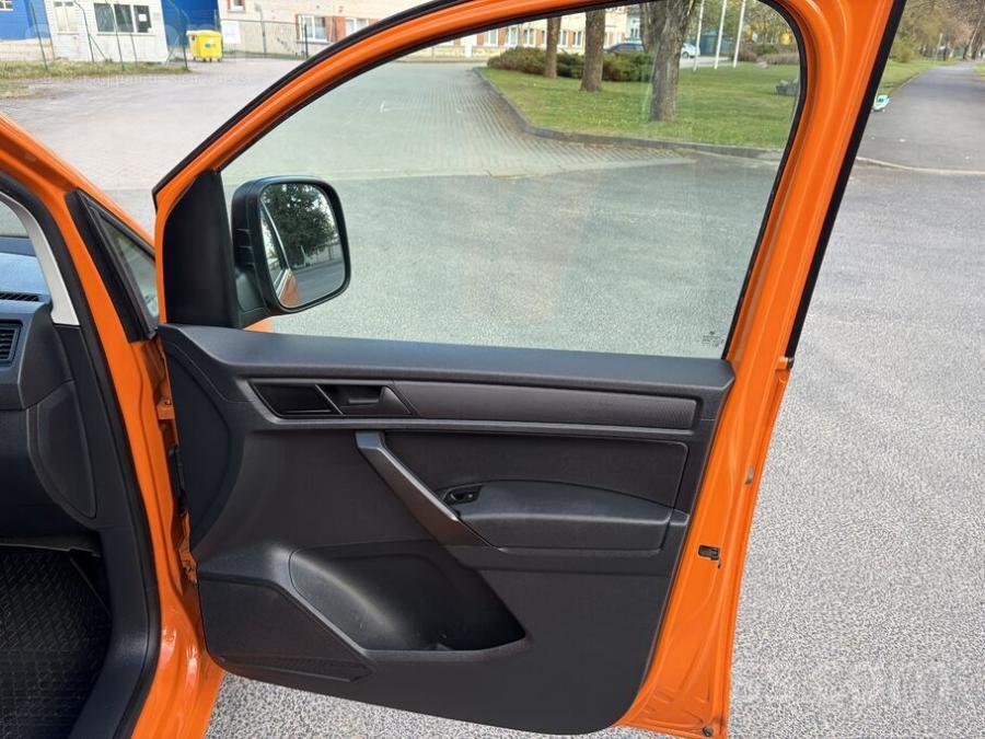 Oranžs Volkswagen Caddy 2019 Ogre, ar dzinēja tilpumu 2.00 L un nobraukumu 0 tūkst. km par 8950 €, foto 18 vietnē AUTOMOTO.COM.LV