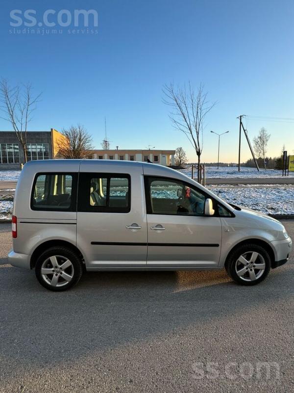 Volkswagen Caddy 2009 Rīga, ar dzinēja tilpumu 2.00 L un nobraukumu 295 tūkst. km par 4650 €, foto 3 vietnē AUTOMOTO.COM.LV