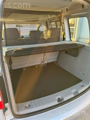 Volkswagen Caddy 2009 Rīga, ar dzinēja tilpumu 2.00 L un nobraukumu 295 tūkst. km par 4650 €, foto 11 vietnē AUTOMOTO.COM.LV
