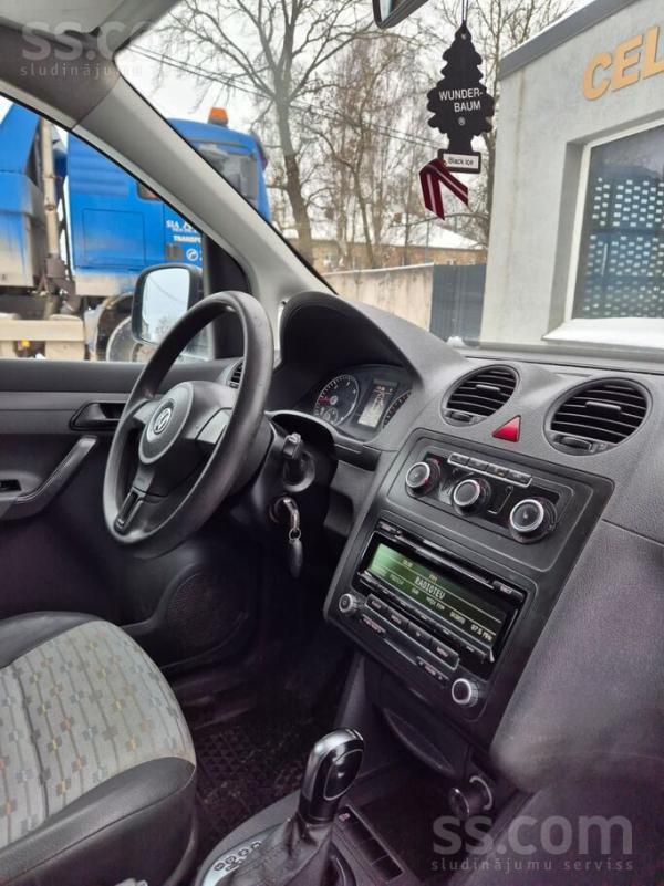 Volkswagen Caddy 2011 Jelgava, ar dzinēja tilpumu 1.60 L un nobraukumu 285 tūkst. km par 4000 €, foto 4 vietnē AUTOMOTO.COM.LV