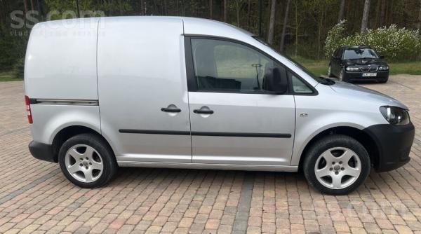Volkswagen Caddy 2014 Rīga, ar dzinēja tilpumu 1.60 L un nobraukumu 212 tūkst. km par 3900 €, foto 4 vietnē AUTOMOTO.COM.LV