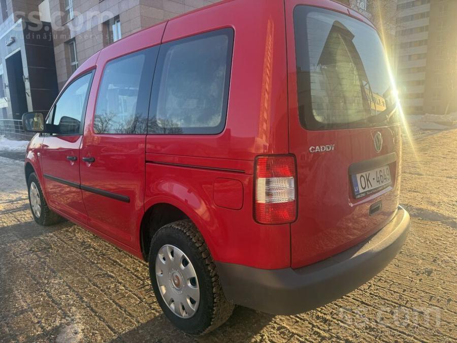 Sarkans Volkswagen Caddy 2009 Rīga, ar dzinēja tilpumu 1.40 L un nobraukumu 0 tūkst. km par 4500 €, foto 7 vietnē AUTOMOTO.COM.LV