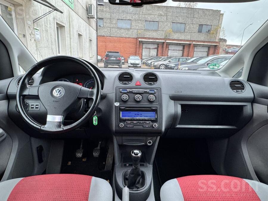 Red Volkswagen Caddy 2009 in Daugavpils, with an engine capacity of 1.40 L and mileage of 0 thousand km for 4200 €, photo 12 on AUTOMOTO.COM.LV