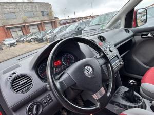 Red Volkswagen Caddy 2009 in Daugavpils, with an engine capacity of 1.40 L and mileage of 0 thousand km for 4200 €, photo 14 on AUTOMOTO.COM.LV