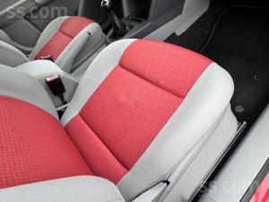 Red Volkswagen Caddy 2009 in Daugavpils, with an engine capacity of 1.40 L and mileage of 0 thousand km for 4200 €, photo 19 on AUTOMOTO.COM.LV