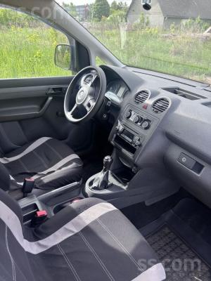 Sarkans Volkswagen Caddy 2013 Daugavpils, ar dzinēja tilpumu 1.60 L un nobraukumu 275 tūkst. km par 4100 €, foto 8 vietnē AUTOMOTO.COM.LV