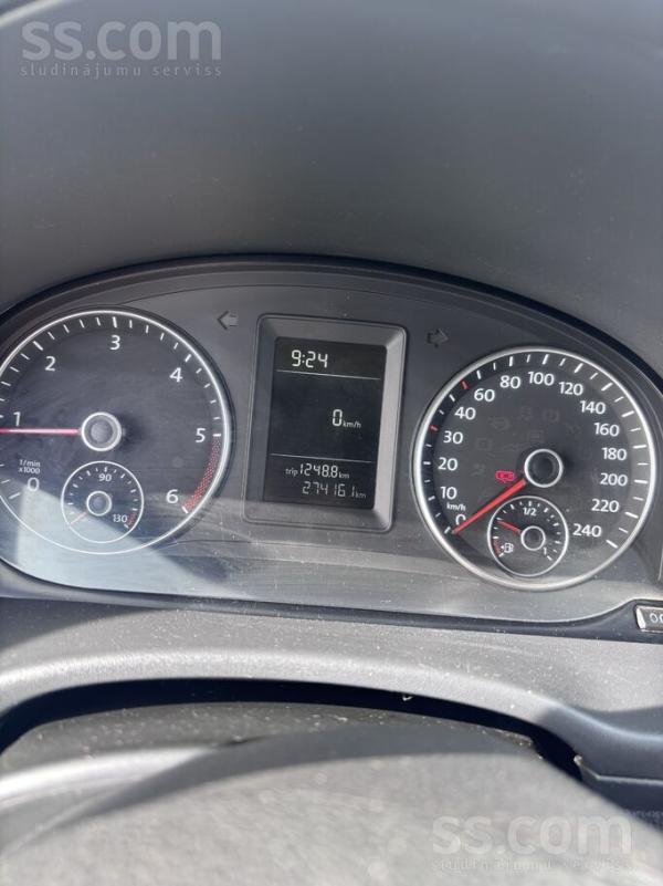 Red Volkswagen Caddy 2013 in Daugavpils, with an engine capacity of 1.60 L and mileage of 275 thousand km for 4100 €, photo 8 on AUTOMOTO.COM.LV