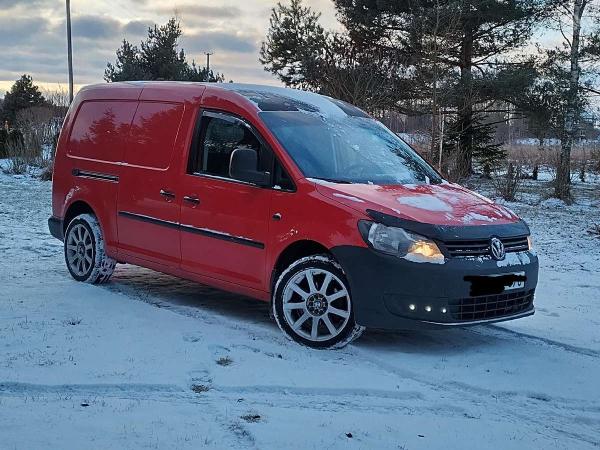 Sarkans Volkswagen Caddy 2012 Viļņa, ar dzinēja tilpumu 1.60 L un nobraukumu 208 tūkst. km par 2990 €, foto 2 vietnē AUTOMOTO.COM.LV