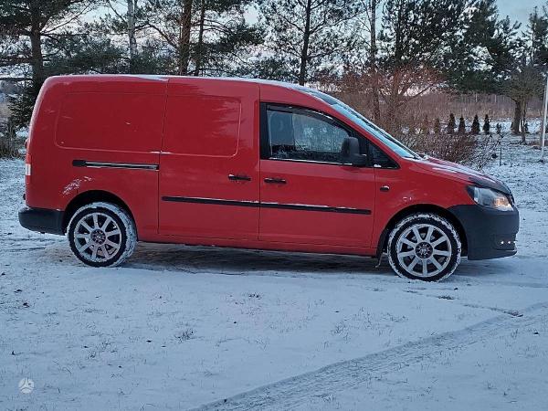 Sarkans Volkswagen Caddy 2012 Viļņa, ar dzinēja tilpumu 1.60 L un nobraukumu 208 tūkst. km par 2990 €, foto 3 vietnē AUTOMOTO.COM.LV