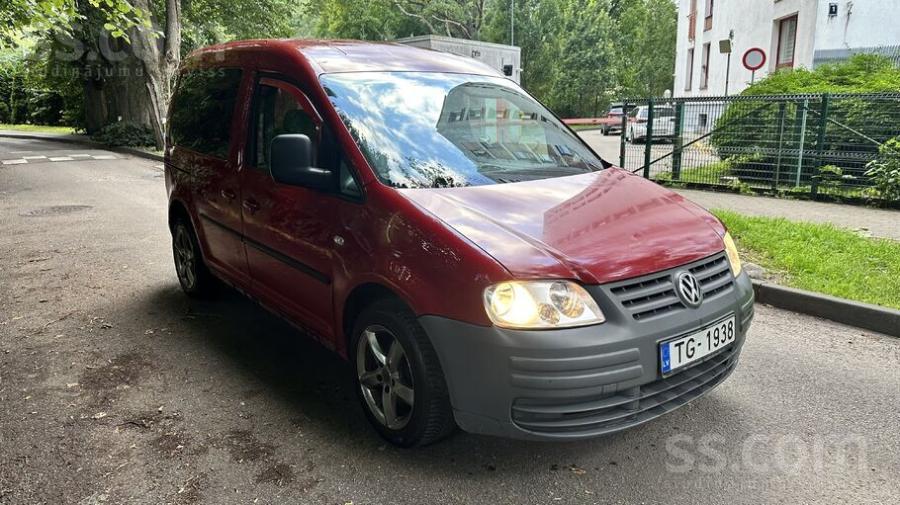 Sarkans Volkswagen Caddy 2006 Rīga, ar dzinēja tilpumu 1.90 L un nobraukumu 335 tūkst. km par 1850 €, foto 6 vietnē AUTOMOTO.COM.LV