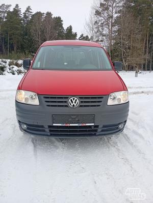 Red Volkswagen Caddy 2008 in Vilnius, with an engine capacity of 1.60 L and mileage of 178 thousand km for 2900 €, photo 2 on AUTOMOTO.COM.LV