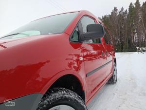 Red Volkswagen Caddy 2008 in Vilnius, with an engine capacity of 1.60 L and mileage of 178 thousand km for 2900 €, photo 9 on AUTOMOTO.COM.LV
