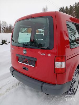 Red Volkswagen Caddy 2008 in Vilnius, with an engine capacity of 1.60 L and mileage of 178 thousand km for 2900 €, photo 12 on AUTOMOTO.COM.LV