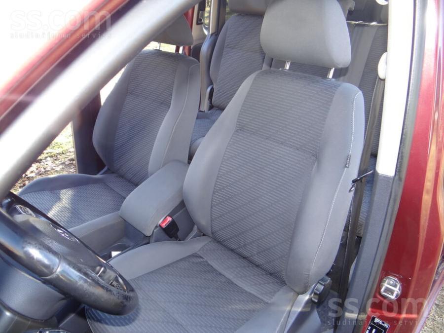 Sarkans Volkswagen Caddy 2011 Aizkraukle, ar dzinēja tilpumu 1.60 L un nobraukumu 335 tūkst. km par 6390 €, foto 12 vietnē AUTOMOTO.COM.LV