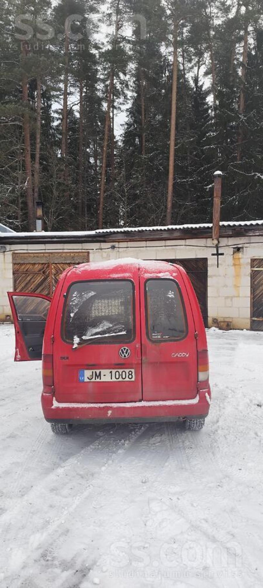 Sarkans Volkswagen Caddy 1997 Valka, ar dzinēja tilpumu 1.90 L un nobraukumu 110 tūkst. km par 600 €, foto 4 vietnē AUTOMOTO.COM.LV