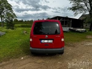 Sarkans Volkswagen Caddy 2004 Limbaži, ar dzinēja tilpumu 1.90 L un nobraukumu 383 tūkst. km par 4950 €, foto 4 vietnē AUTOMOTO.COM.LV