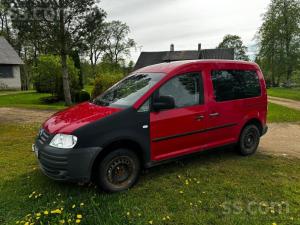 Sarkans Volkswagen Caddy 2004 Limbaži, ar dzinēja tilpumu 1.90 L un nobraukumu 383 tūkst. km par 4950 €, foto 6 vietnē AUTOMOTO.COM.LV