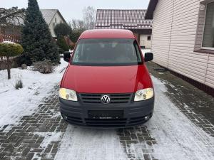 Sarkans Volkswagen Caddy 2004 Vilkaviškis, ar dzinēja tilpumu 1.60 L un nobraukumu 178 tūkst. km par 2700 €, foto 2 vietnē AUTOMOTO.COM.LV