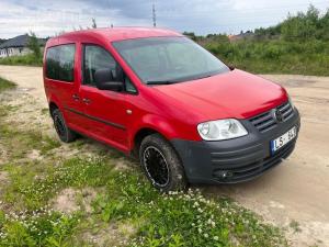 Red Volkswagen Caddy 2005 in Riga, with an engine capacity of 2.00 L and mileage of 232 thousand km for 2500 €, photo 3 on AUTOMOTO.COM.LV