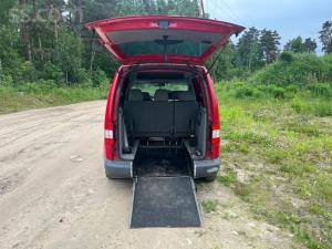 Red Volkswagen Caddy 2005 in Riga, with an engine capacity of 2.00 L and mileage of 232 thousand km for 2500 €, photo 7 on AUTOMOTO.COM.LV