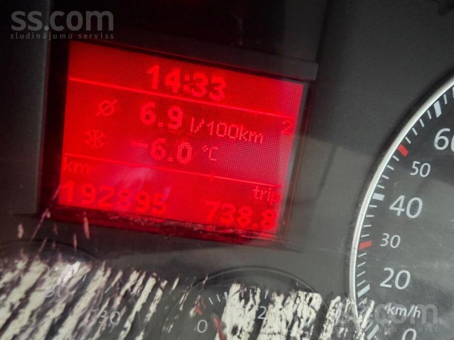Red Volkswagen Caddy 2005 in Jekabpils, with an engine capacity of 1.90 L and mileage of 193 thousand km for 3750 €, photo 16 on AUTOMOTO.COM.LV