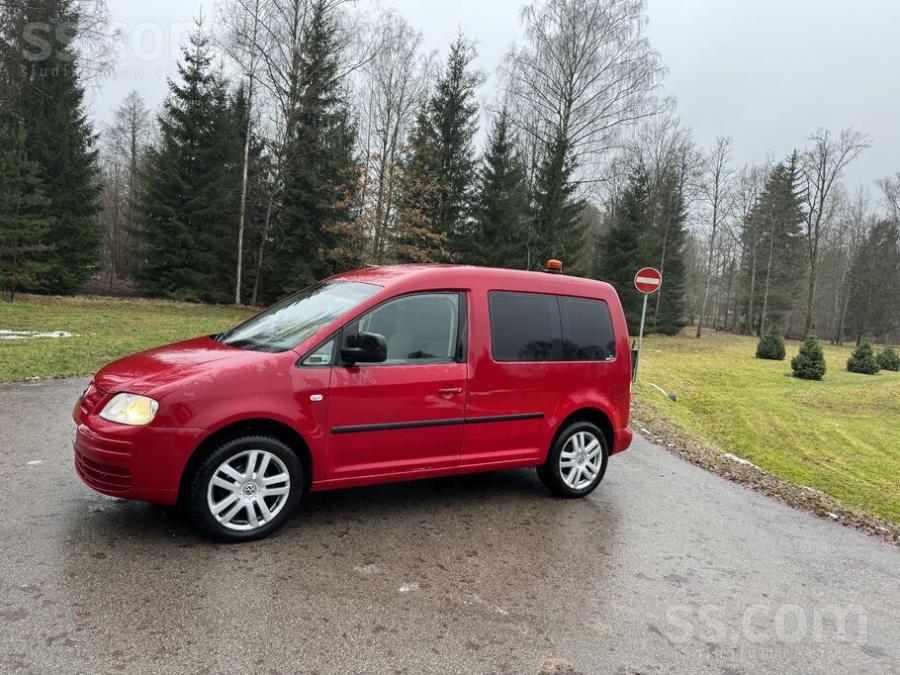 Sarkans Volkswagen Caddy 2006 Rīga, ar dzinēja tilpumu 1.90 L un nobraukumu 394 tūkst. km par 2600 €, foto 2 vietnē AUTOMOTO.COM.LV