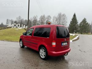 Sarkans Volkswagen Caddy 2006 Rīga, ar dzinēja tilpumu 1.90 L un nobraukumu 394 tūkst. km par 2600 €, foto 6 vietnē AUTOMOTO.COM.LV