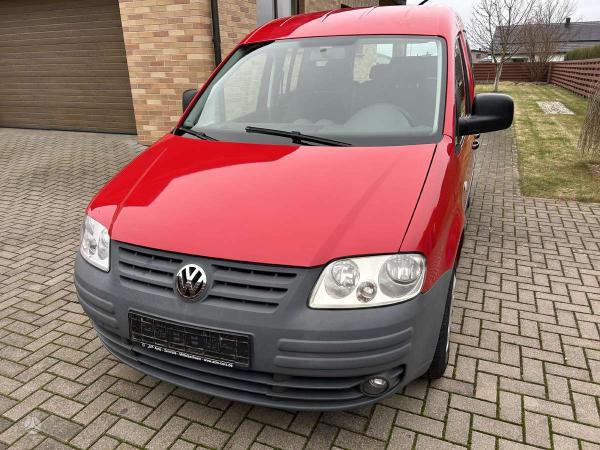 Red Volkswagen Caddy 2006 in Vilkaviskis, with an engine capacity of 1.60 L and mileage of 190 thousand km for 3500 €, photo 2 on AUTOMOTO.COM.LV