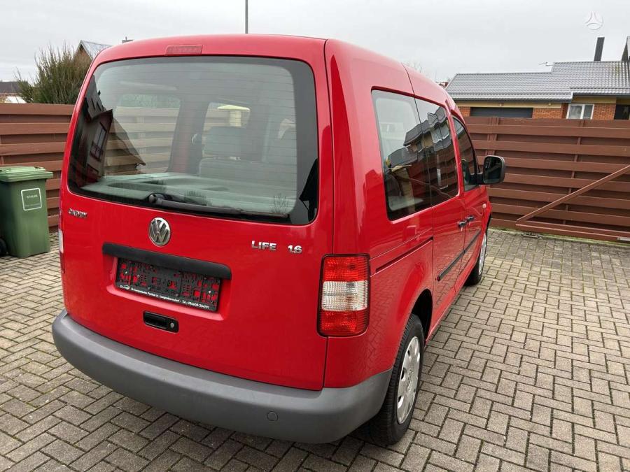 Red Volkswagen Caddy 2006 in Vilkaviskis, with an engine capacity of 1.60 L and mileage of 190 thousand km for 3500 €, photo 8 on AUTOMOTO.COM.LV