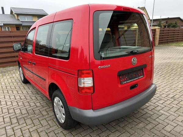 Red Volkswagen Caddy 2006 in Vilkaviskis, with an engine capacity of 1.60 L and mileage of 190 thousand km for 3500 €, photo 10 on AUTOMOTO.COM.LV