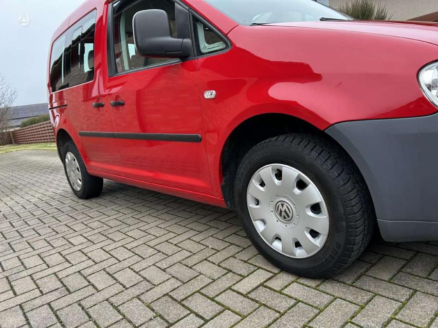 Red Volkswagen Caddy 2006 in Vilkaviskis, with an engine capacity of 1.60 L and mileage of 190 thousand km for 3500 €, photo 20 on AUTOMOTO.COM.LV