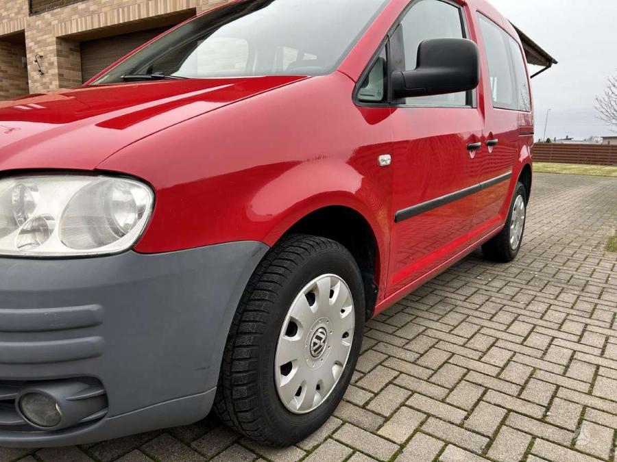 Red Volkswagen Caddy 2006 in Vilkaviskis, with an engine capacity of 1.60 L and mileage of 190 thousand km for 3500 €, photo 22 on AUTOMOTO.COM.LV