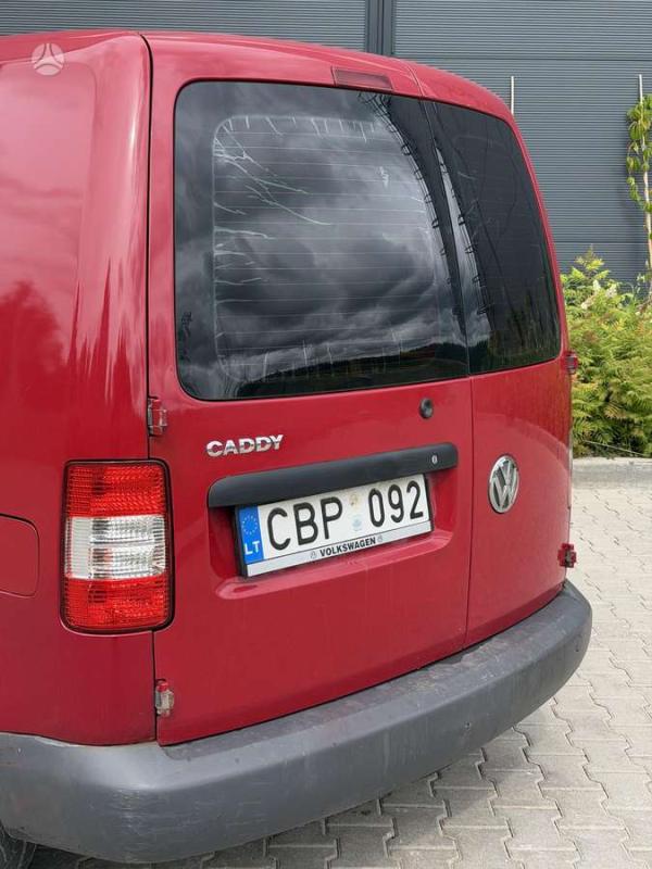 Red Volkswagen Caddy 2006 in Vilnius, with an engine capacity of 1.97 L and mileage of 262 thousand km for 2200 €, photo 8 on AUTOMOTO.COM.LV