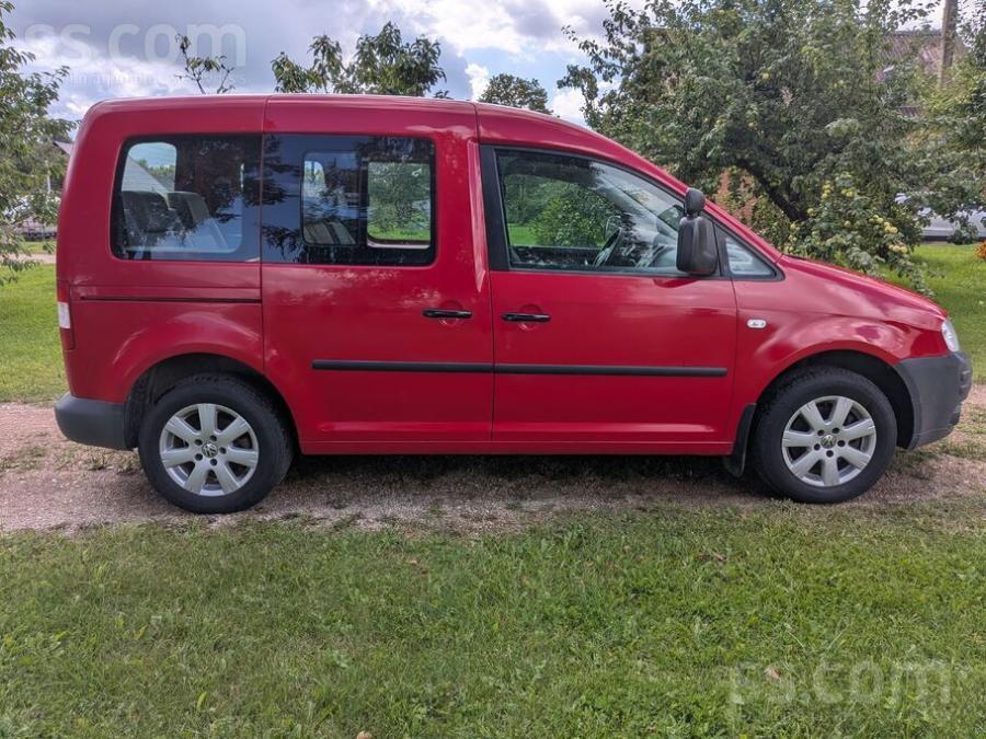 Красный Фольксваген Кадди 2006 в Валмиера, объемом двигателя 1.90 л и пробегом 176 тыс. км за 4500 €, фото 7 на AUTOMOTO.COM.LV