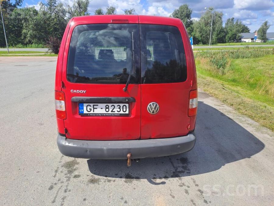 Sarkans Volkswagen Caddy 2006 Rīga, ar dzinēja tilpumu 2.00 L un nobraukumu 295 tūkst. km par 800 €, foto 3 vietnē AUTOMOTO.COM.LV