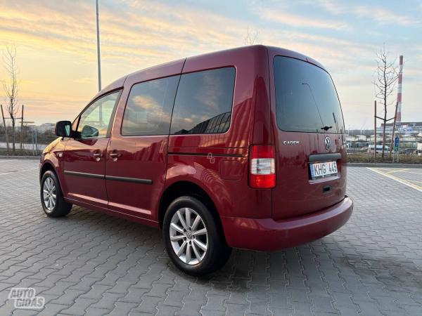 Red Volkswagen Caddy 2007 in Vilnius, with an engine capacity of 1.90 L and mileage of 364 thousand km for 2700 €, photo 7 on AUTOMOTO.COM.LV