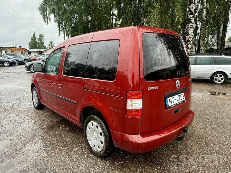 Red Volkswagen Caddy 2007 in Riga, with an engine capacity of 1.60 L and mileage of 0 thousand km for 2490 €, photo 5 on AUTOMOTO.COM.LV