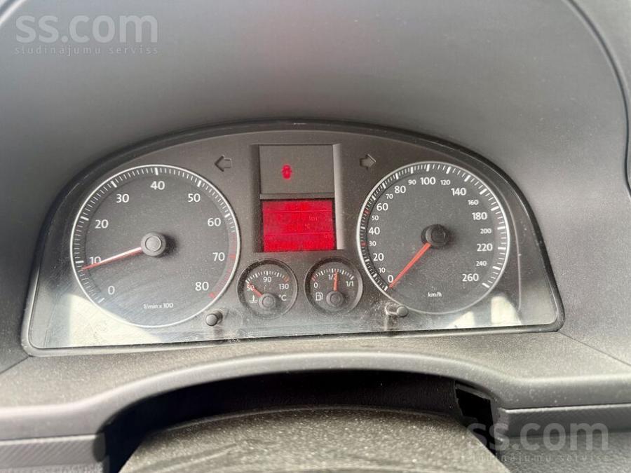 Red Volkswagen Caddy 2007 in Riga, with an engine capacity of 1.60 L and mileage of 0 thousand km for 2490 €, photo 11 on AUTOMOTO.COM.LV