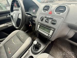 Red Volkswagen Caddy 2007 in Riga, with an engine capacity of 1.60 L and mileage of 0 thousand km for 2490 €, photo 14 on AUTOMOTO.COM.LV