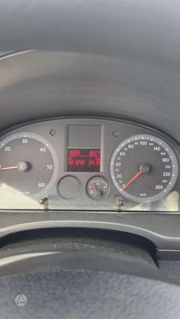 Red Volkswagen Caddy 2007 in Siauliai, with an engine capacity of 1.90 L and mileage of 321 thousand km for 2150 €, photo 10 on AUTOMOTO.COM.LV