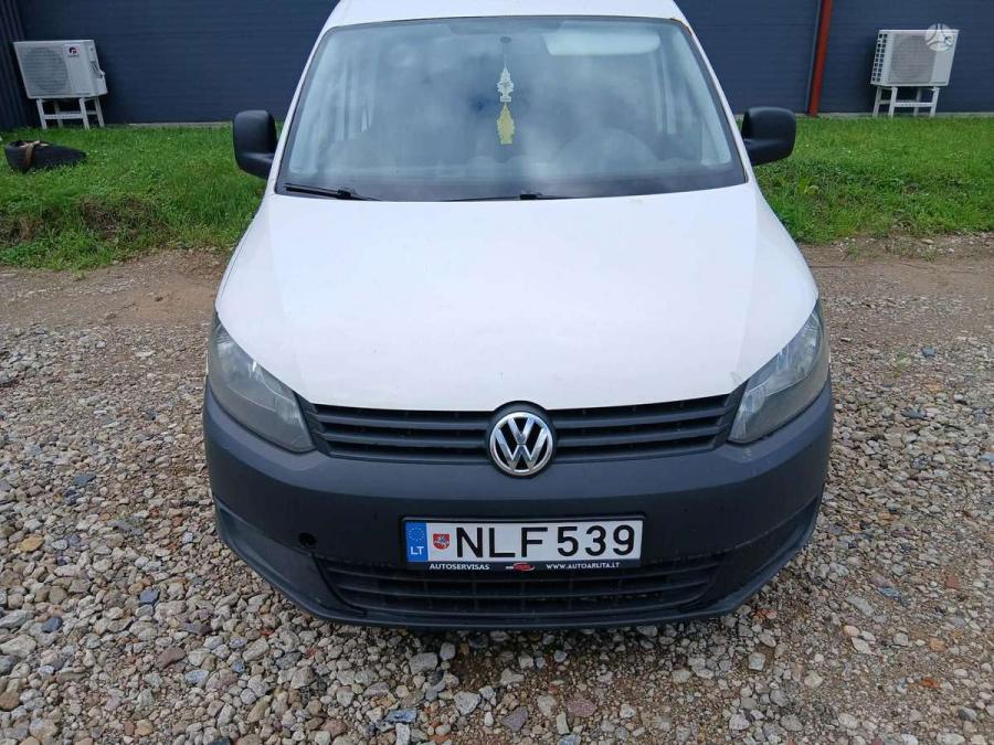 Sarkans Volkswagen Caddy 2007 Šauļi, ar dzinēja tilpumu 1.60 L un nobraukumu 402 tūkst. km par 2499 €, foto 1 vietnē AUTOMOTO.COM.LV