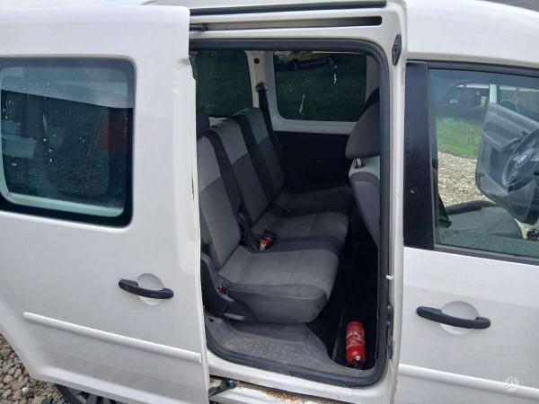 Volkswagen Caddy 2007 Šauļi vietnē Sarkans Volkswagen Caddy 2007 Šauļi, ar dzinēja tilpumu 1.60 L un nobraukumu 402 tūkst. km par 2499 €, foto 6 vietnē AUTOMOTO.COM.LV
