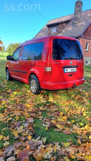 Sarkans Volkswagen Caddy 2007 Gulbene, ar dzinēja tilpumu 1.90 L un nobraukumu 366 tūkst. km par 2600 €, foto 4 vietnē AUTOMOTO.COM.LV