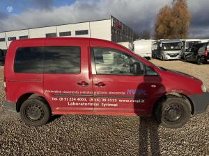Red Volkswagen Caddy 2008 in Vilnius, with an engine capacity of 1.90 L and mileage of 700 thousand km for 1000 €, photo 4 on AUTOMOTO.COM.LV