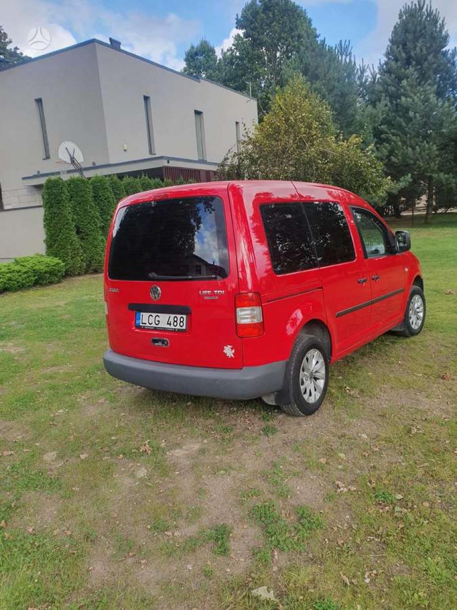 Sarkans Volkswagen Caddy 2008 Kauņa, ar dzinēja tilpumu 1.90 L un nobraukumu 350 tūkst. km par 3900 €, foto 3 vietnē AUTOMOTO.COM.LV