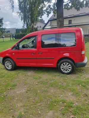Sarkans Volkswagen Caddy 2008 Kauņa, ar dzinēja tilpumu 1.90 L un nobraukumu 350 tūkst. km par 3900 €, foto 5 vietnē AUTOMOTO.COM.LV