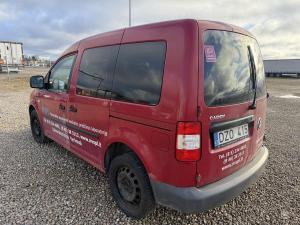 Red Volkswagen Caddy 2008 in Vilnius, with an engine capacity of 1.90 L and mileage of 700 thousand km for 1000 €, photo 6 on AUTOMOTO.COM.LV