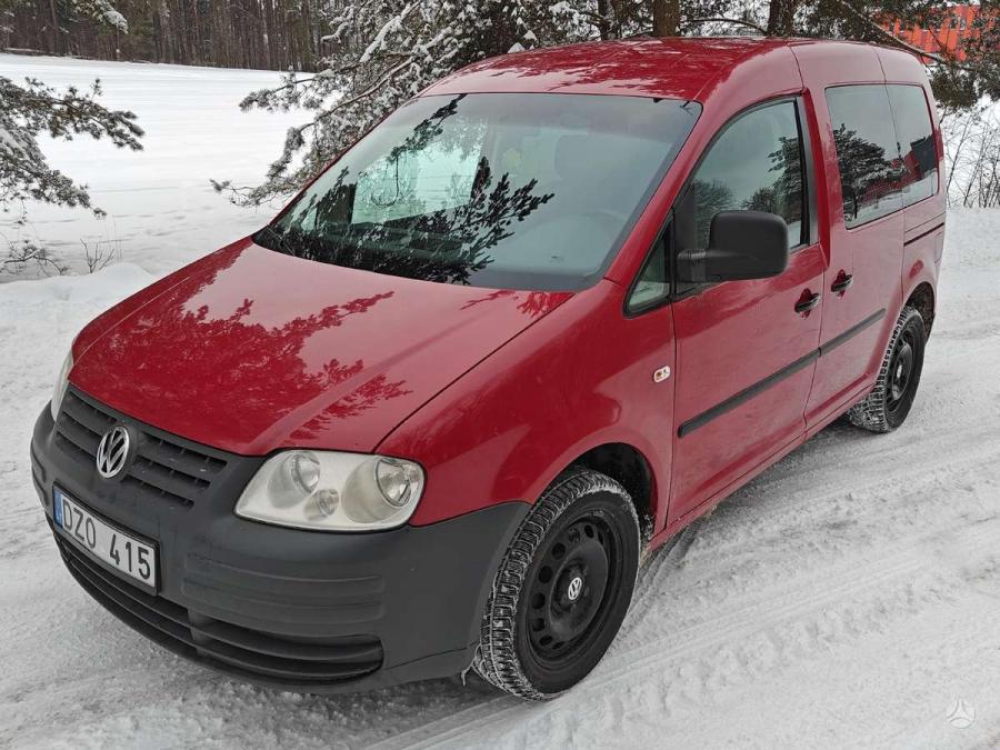Red Volkswagen Caddy 2008 in Vilnius, with an engine capacity of 1.90 L and mileage of 500 thousand km for 2500 €, photo 1 on AUTOMOTO.COM.LV