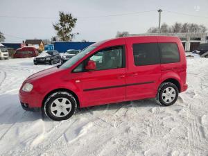 Red Volkswagen Caddy 2008 in Prienai, with an engine capacity of 1.60 L and mileage of 210 thousand km for 3100 €, photo  on AUTOMOTO.COM.LV
